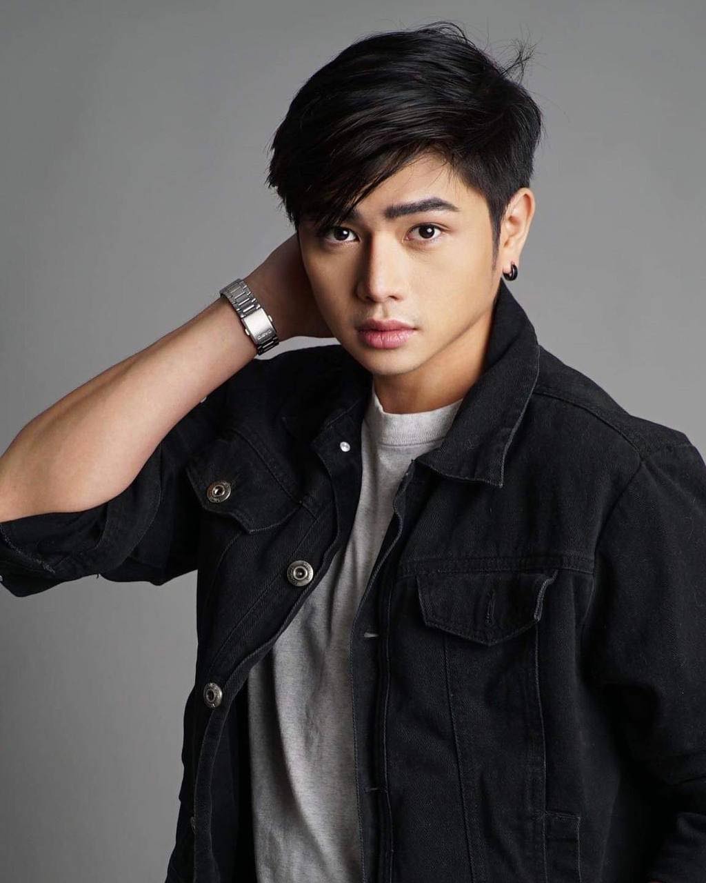 Artists - Virtual Playground